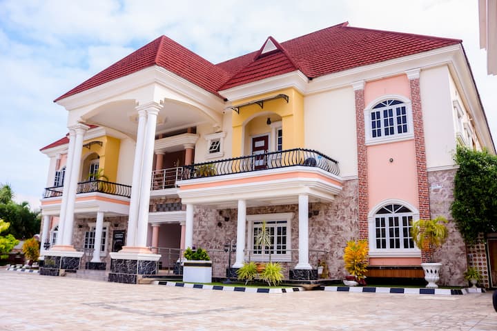 5 Star Villa Hotel - Accra