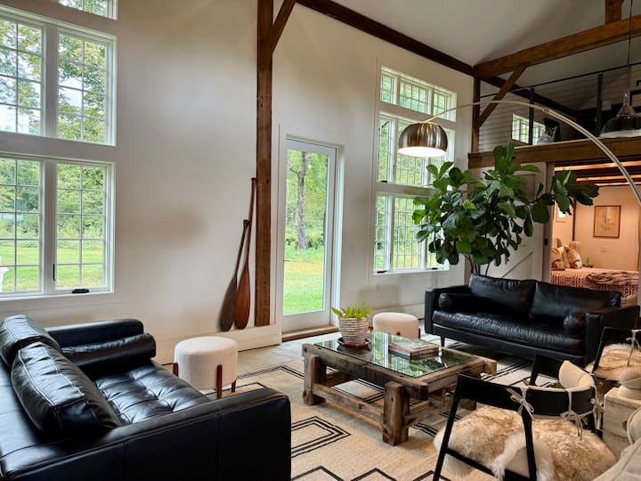 Hill-ross Stables - Northampton, MA