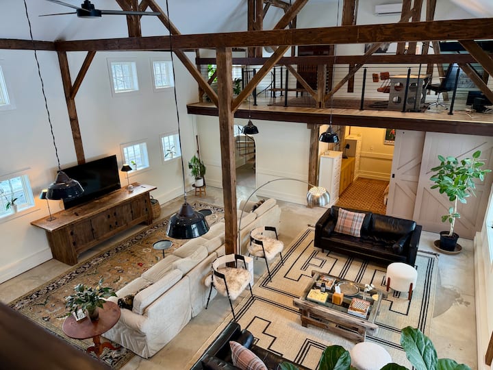 Hill-ross Stables - Northampton, MA