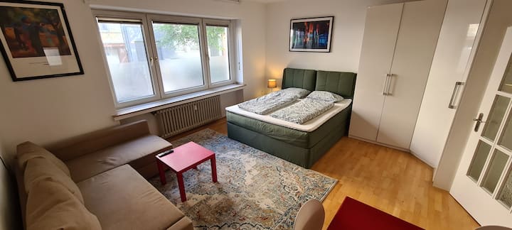 Perfekte Lage In Stadtmitte - Düsseldorf