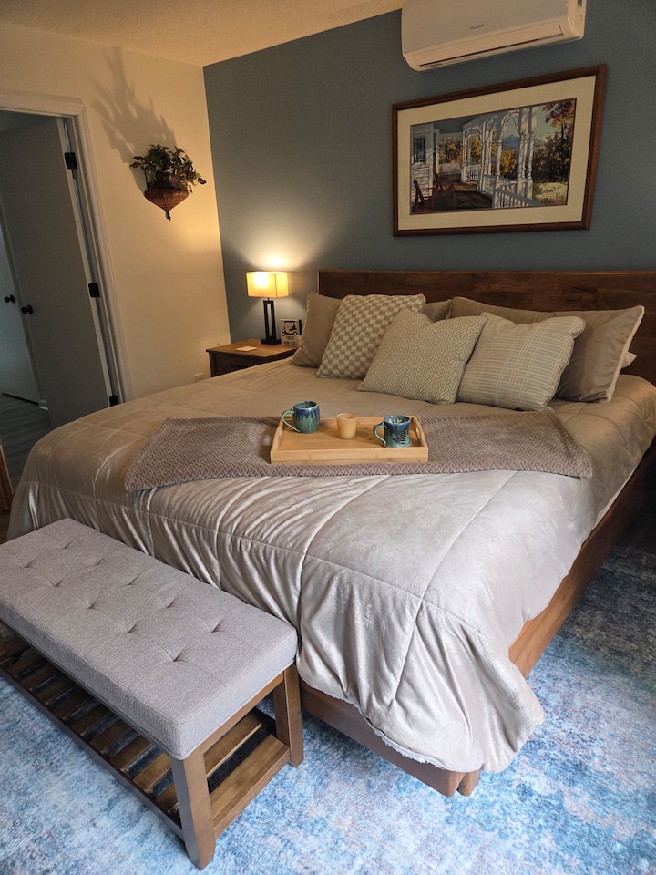 Duffer's Den - Golf Retreat - Lake James - Lake James, NC