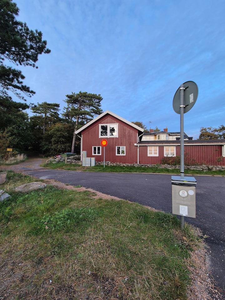 Mysig Lägenhet I Två Etage På Ankaregården - Varberg