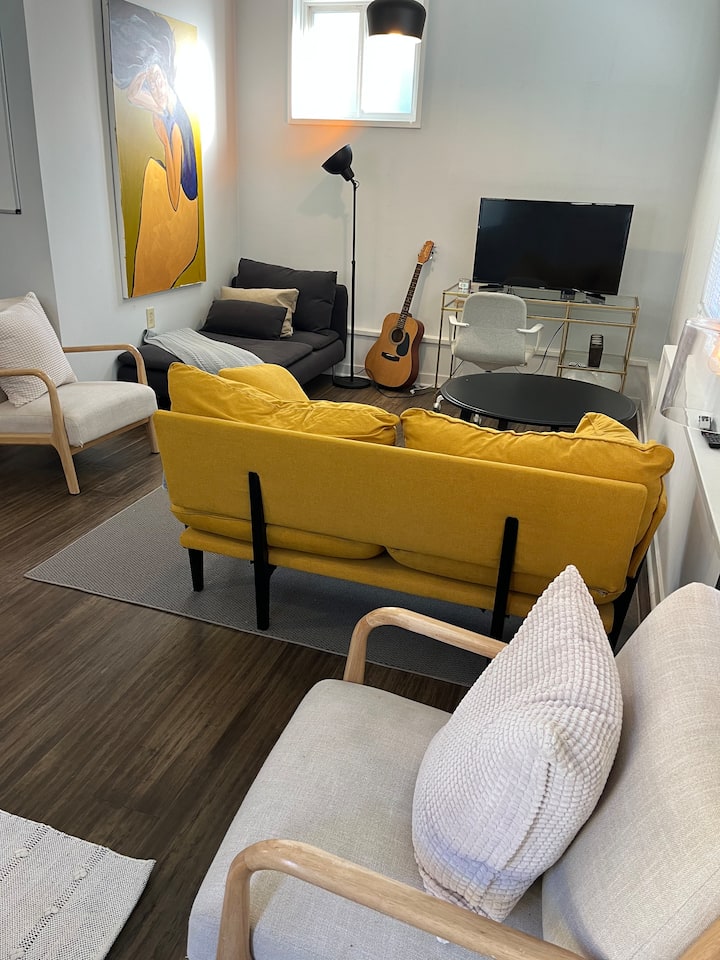 Garden Cottage - Seattle, WA