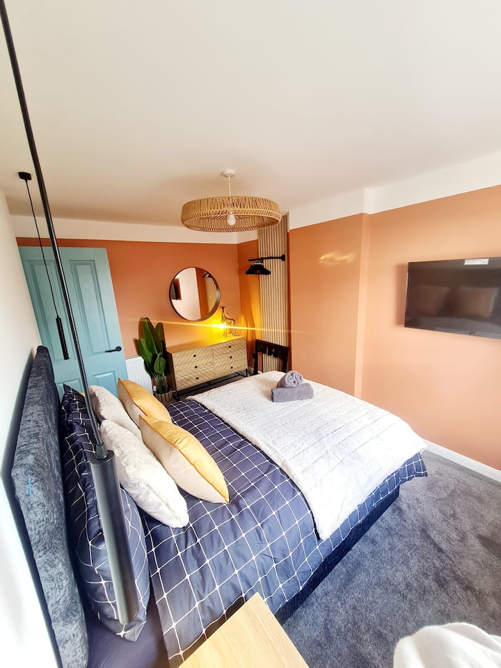 Urban 4br House - Free Parking ‼️ - Glasgow