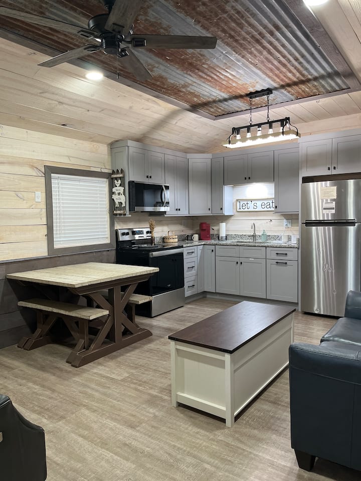 Red Farm Cabin - Oklahoma