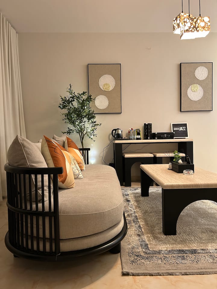 Huge Studio With Separate Bed Area & Smart Lock. - Riyadh