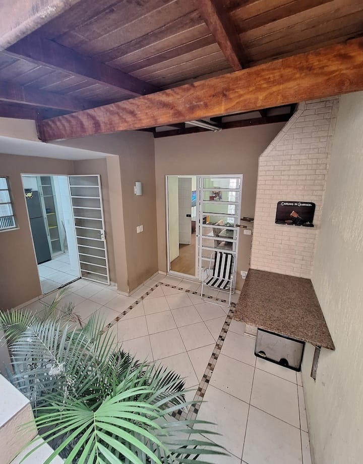 Casa Com Ar Condicionado Aconchegante - Curitiba