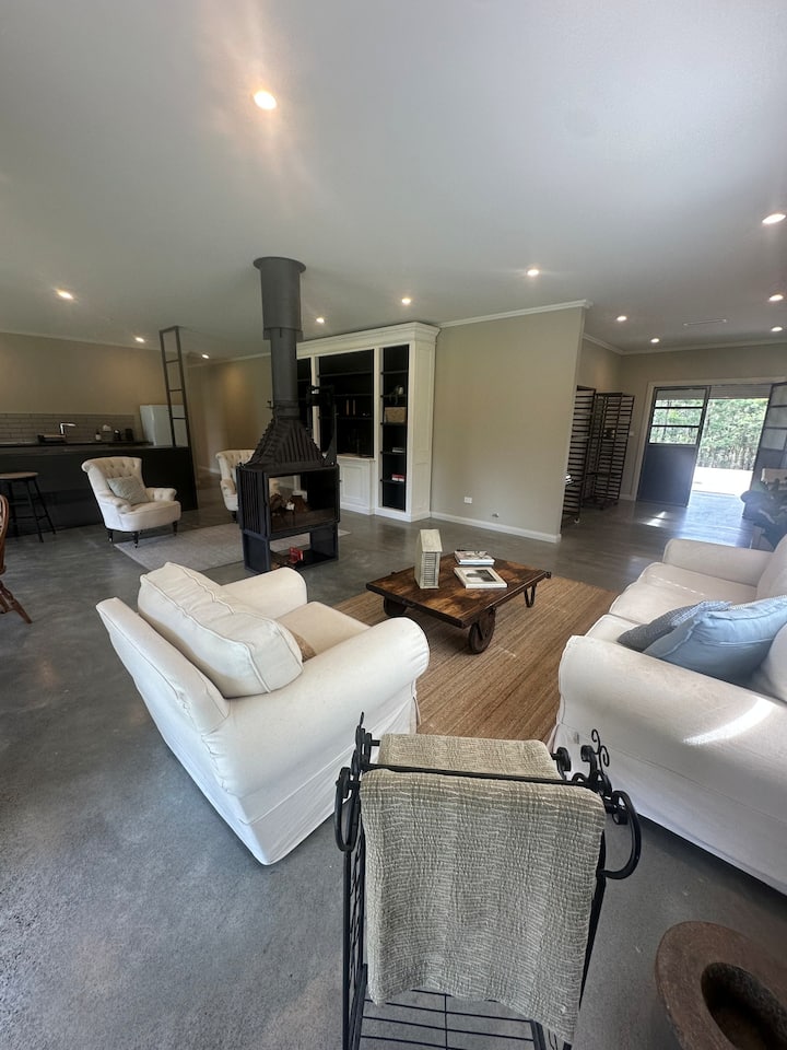 Jack's Corner - Romantic Lakeside Stay On 44 Acres - カンガルー・バレー