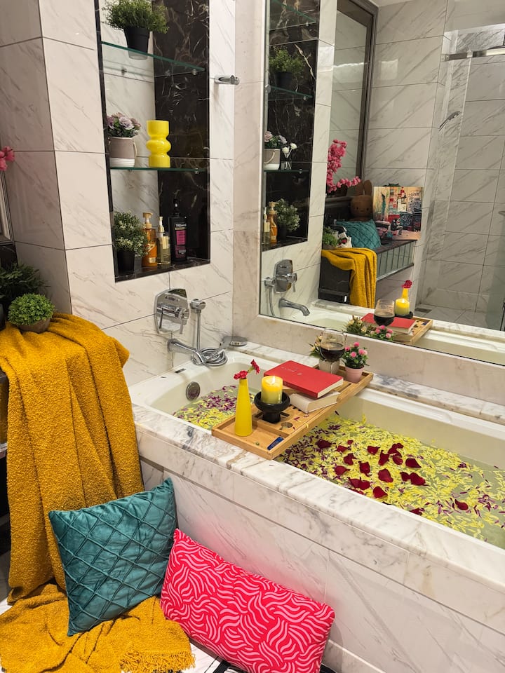 Dorsett Residence 3pax | Bathtub Netflix & Skypool - Petaling Jaya