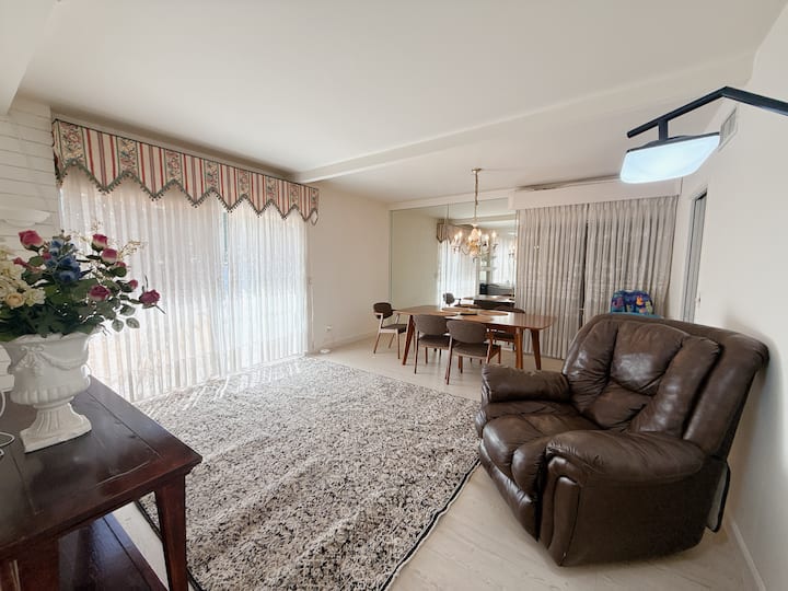 Beautiful & Quiet 3br House With Backyard - Whittier, CA