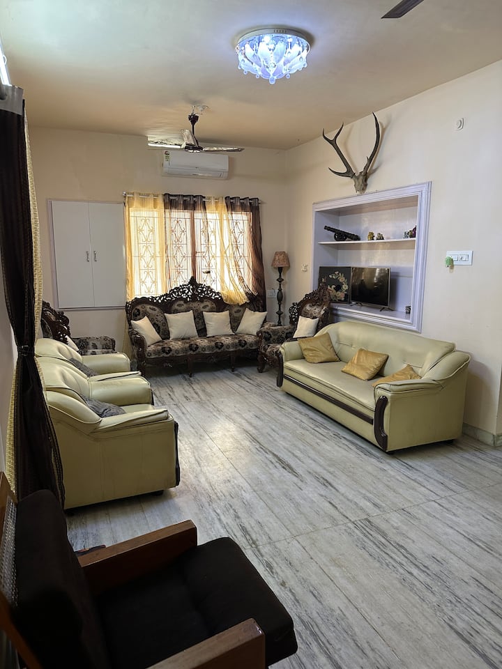 Cozy Ac 2bhk In Ramanathapuram, Fully Furnished - Coimbatore