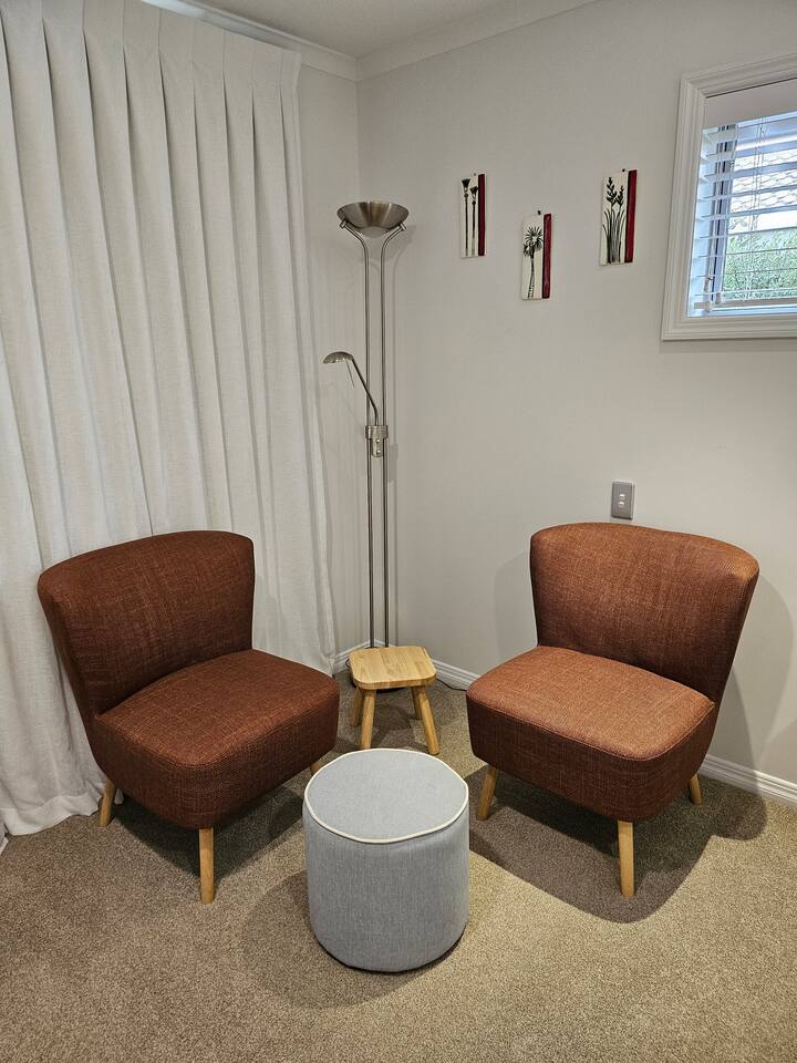 Spacious Self-contained Unit On Mount Golf Course - Mount Maunganui