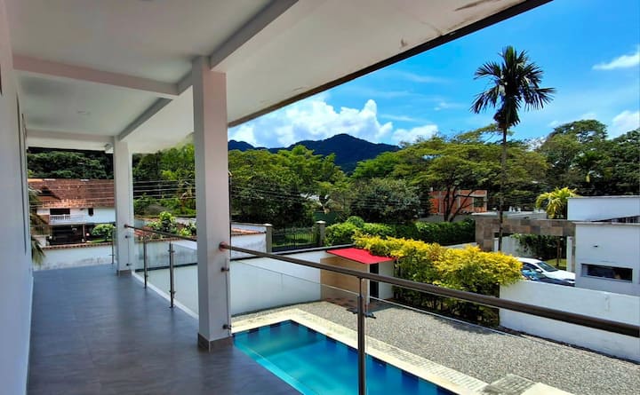 Casa De Descanso Con Piscina - Villavicencio