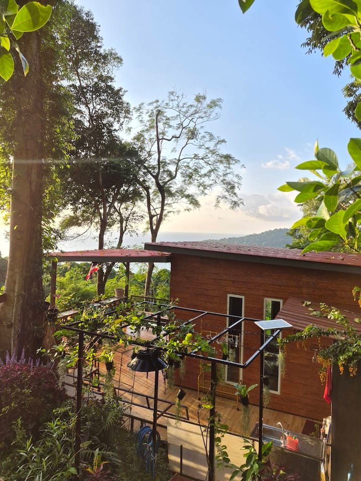 Mount  Cabin Freedom ( Red House ) - Tailandia