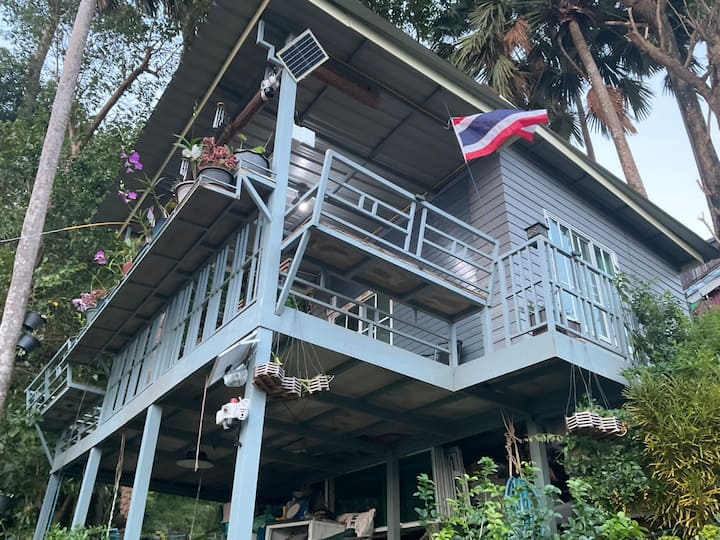 Mount Cabin Freedom ( Grey House ) - Pa Tong