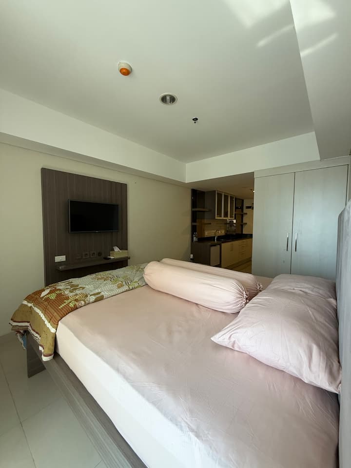 Studio Full Furnished Di Louis Kienne Pemuda - Semarang