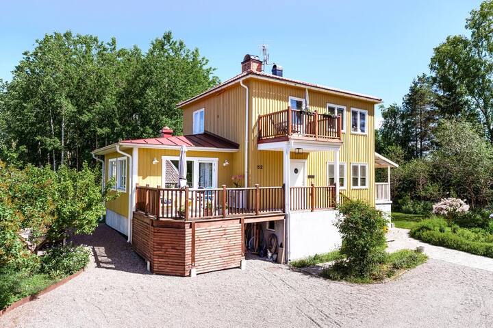 Villa Med Närhet Till Lugnet Sportcenter - Falun