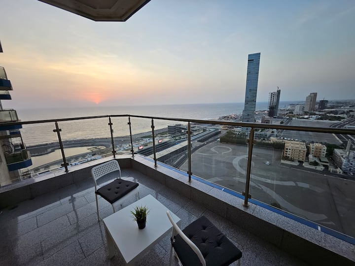 جار القمر اطلاله بحريه بانوراماNear Moon Sea View - Jeddah