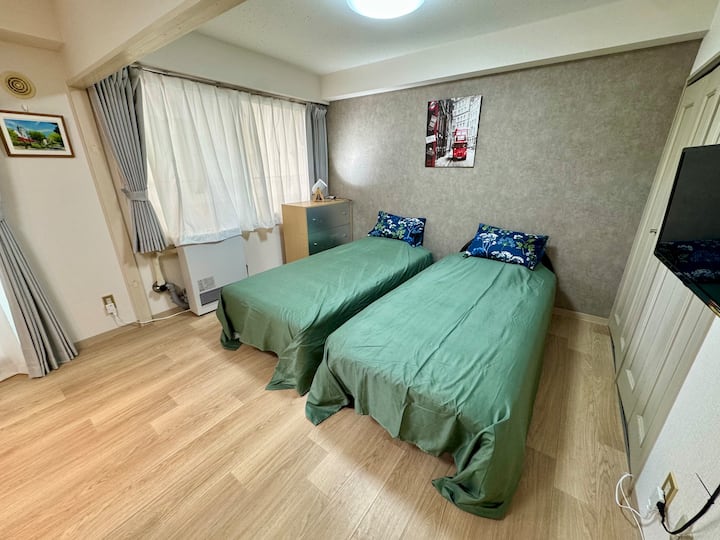 アクセス抜群!新千歳空港までバスで1本!札幌駅まで3駅7分、駅近徒歩2分。清潔で快適な環境をお約束! - Sapporo