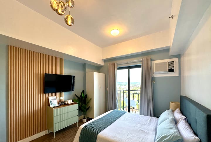 Serene City Escape Near It Park | Free Pool & Gym - Cebu City