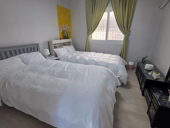 해뜨는 집

Sunrise House - Busan