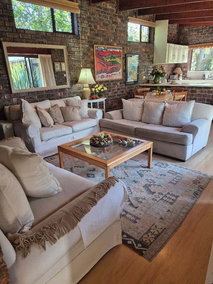 Voelklip Haven Close To Beaches - Hermanus