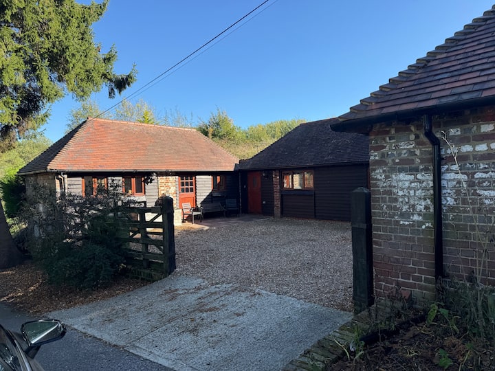 Charming Peaceful Countryside Two Bedroom Cottage - Maidstone
