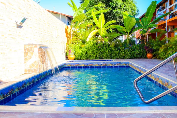 Primeiro Andar Com Vista Para Piscina E Jardim - Porto Seguro