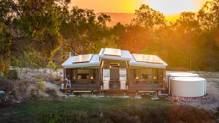 Off-grid Sunset View "Paradise Cabin" In The Bush - Agnes Water