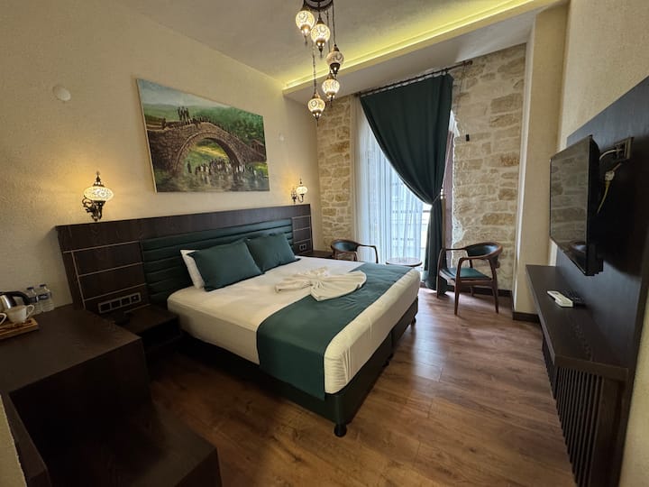 Room 102 – Historical Comfort With City View - Ordu
