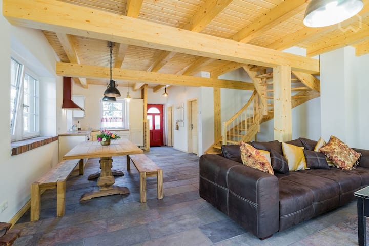 Neu Stadtrand Berlin The Welsh Dragon - Brieselang