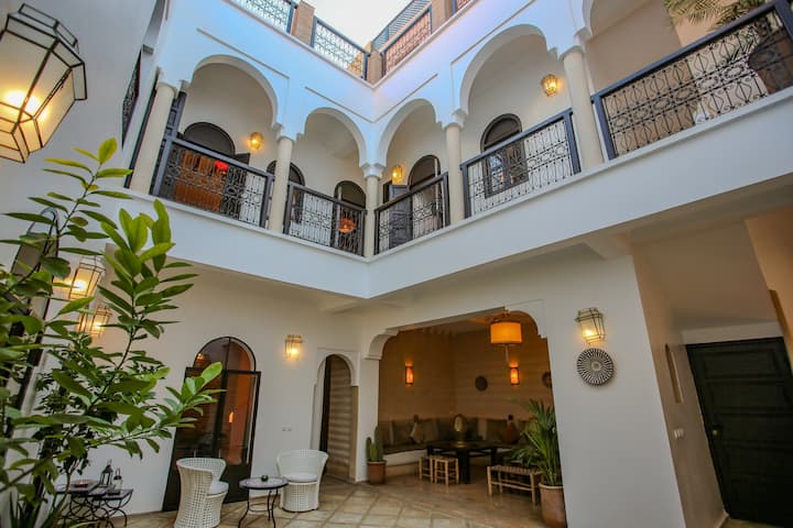 Riad Cosy Et Familial Au Centre De La Médina - Marrakech