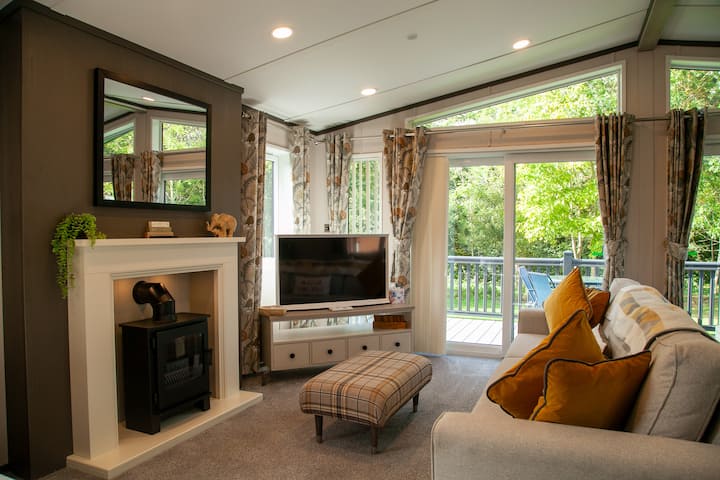 Malton Pines With Hot Tub - Yorkshire