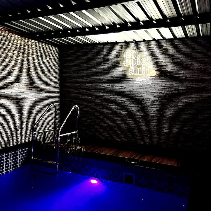 Elite Ii 1 Room Cottage With Private Pool Ii - Lonavla