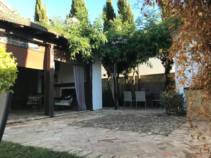 Casa Cortijo - Fuentes de Andalucía