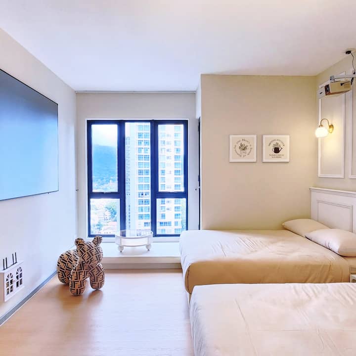 Ivorestudio•skypool 4+1pax 22macalisterz By Pghome - Pinang