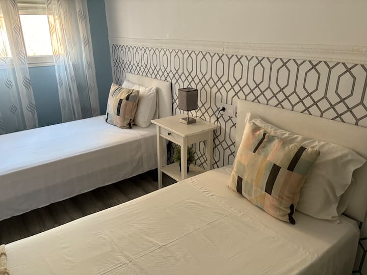 Habitación 2 Camas I Ducha Interior I Centro - Valencia