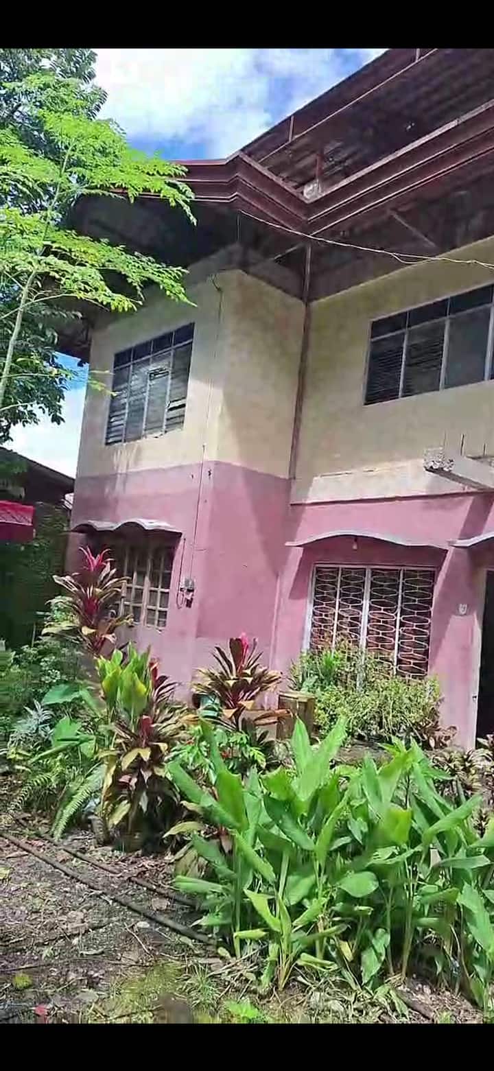 Stay-house For A Family And A Group On Tour. - Bislig