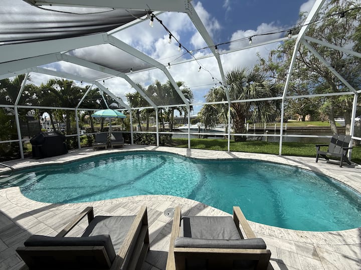 Punta Gorda Isles Waterfront Heated Pool Home - Punta Gorda, FL