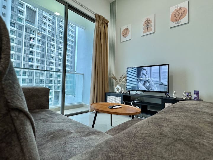 Cybersquare/wifi/smart Tv/netflix - Cyberjaya