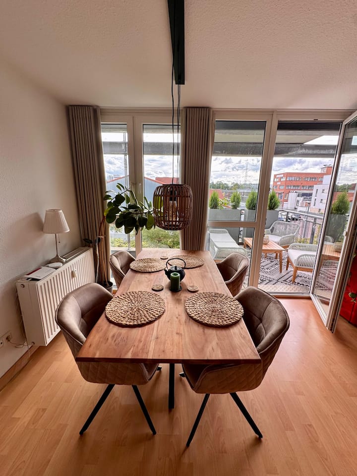 Südstadt-oase Für 2 Mit Balkon & Großem Wohnzimmer - Cologne