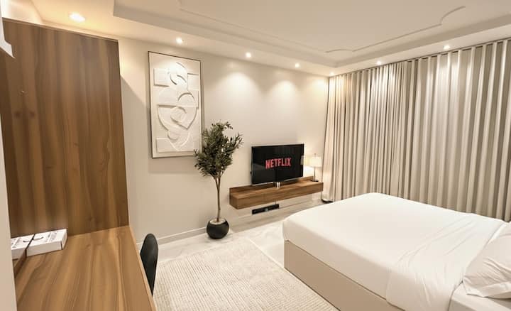 استوديو أنيق مع مدخل ذكي بفله خاصة | قرب الدائري - Riyadh