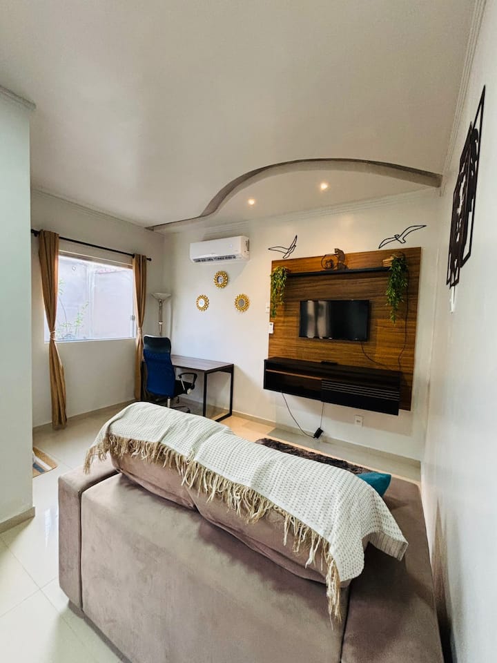 Cafofo Da Angel
"Mais Que Uma Hospedagem, Um Lar!" - Manaus