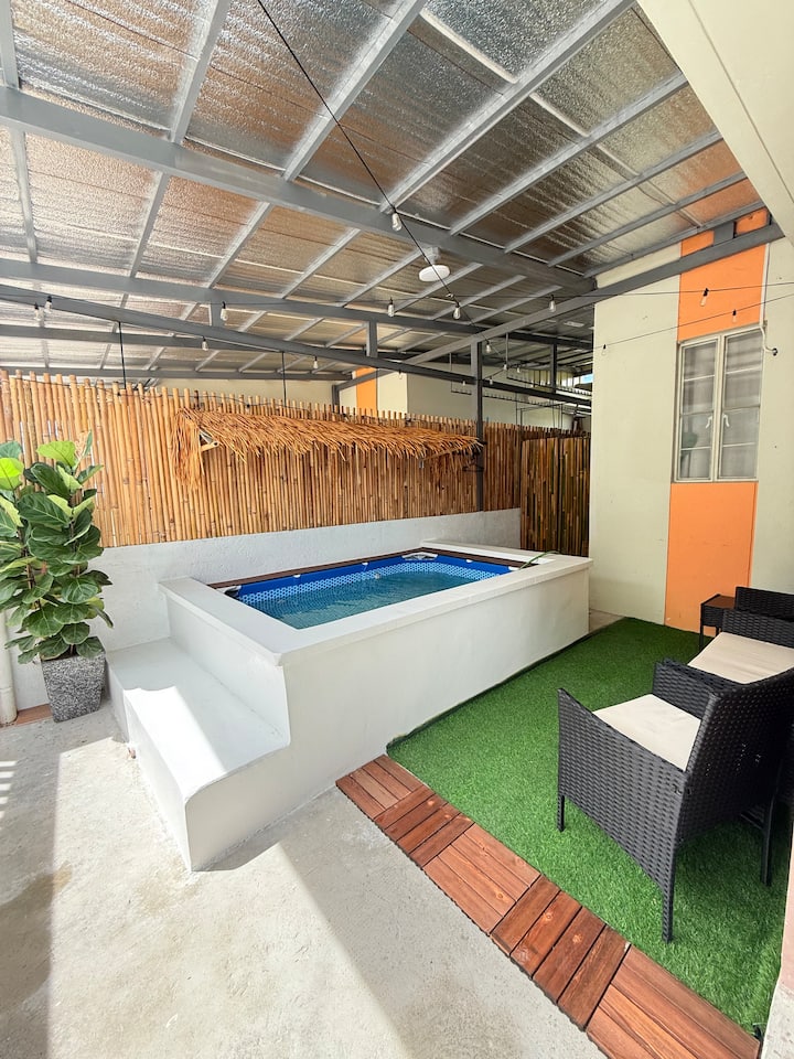 Cozy Family Staycation W/ Dipping Pool | Subic - Subic