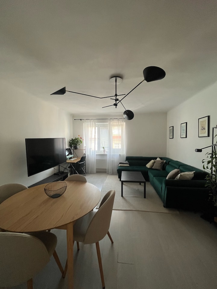 Apt. Moderne Et Spacieux Avec Terrasse Au Centre - Bratysława