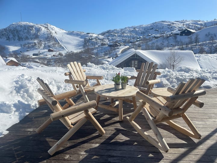 Stor Familiehytte På Ljosland Med 5 Doble Soverom - Norway
