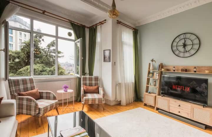 4br/1st Floor Near Taksim Square @ Galata Tower - Fatih
