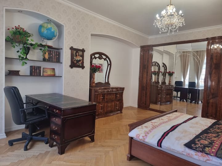 ŠPanělsko - Karlovy Vary