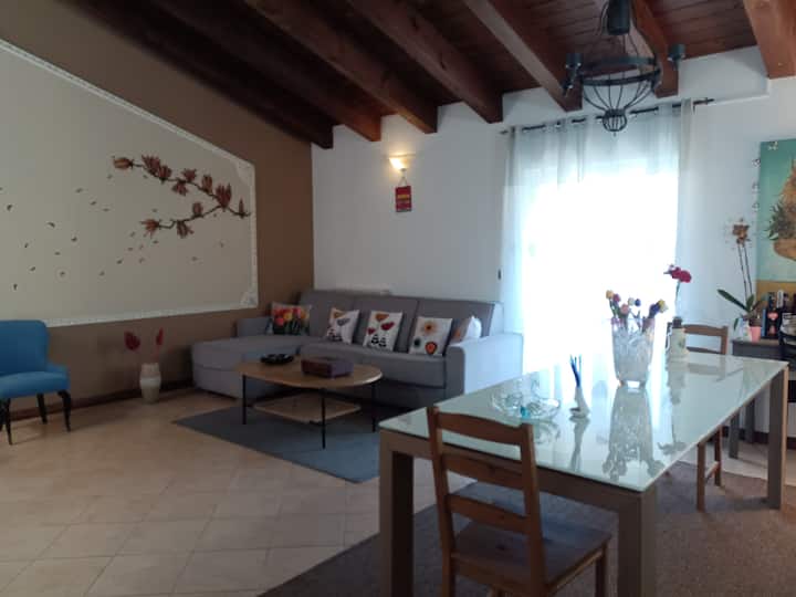 Ampio Appartamento - Italia