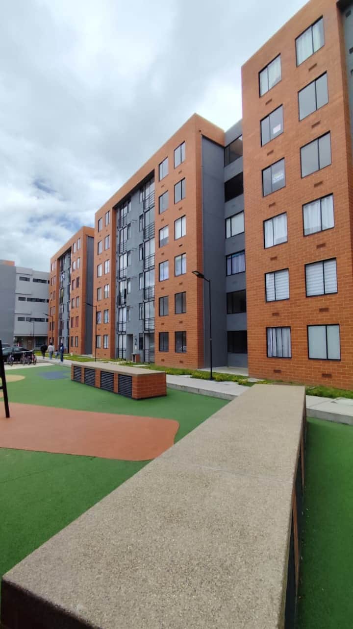 Apartamento Acogedor A Extrenar En Chia - Chía